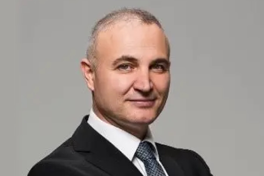 私たちについて ｜ PJP Eye LTD.